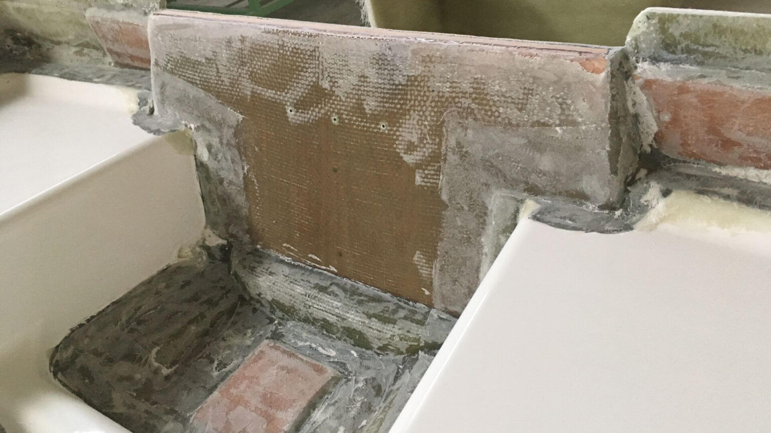 How To Replace A Transom On A Fiberglass Boat? | Boat Genesis