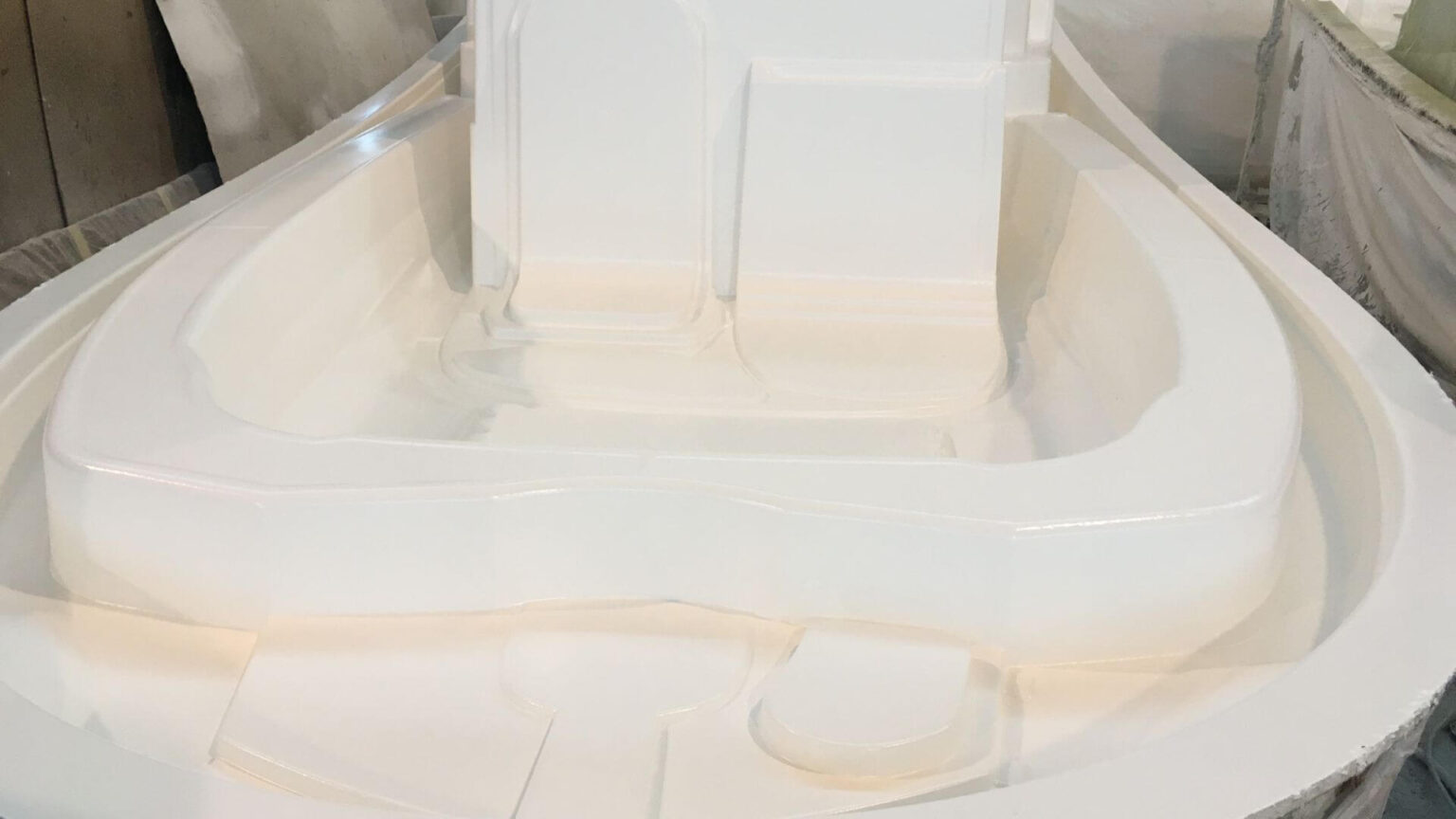 Fiberglass and Gel Coat: Use, Maintenance, and Repair | Boat Genesis